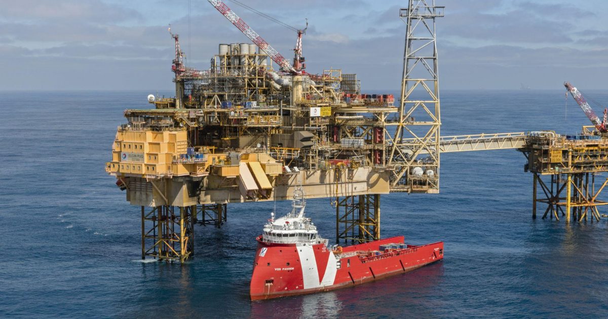 Vroon | VOS Passion supporting TotalEnergies operations