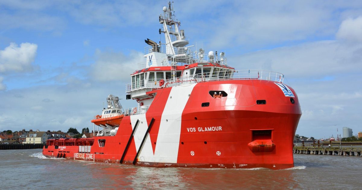 Vroon | VOS Aberdeen - Second Engineer, Cook, Deckhand
